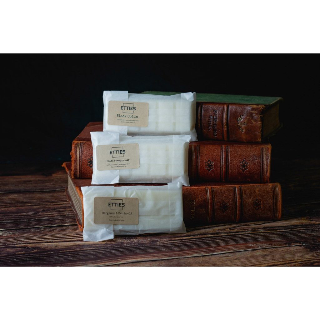 White musk & Amber Wax Melt Snap Bar - Etties Candles - INYDY